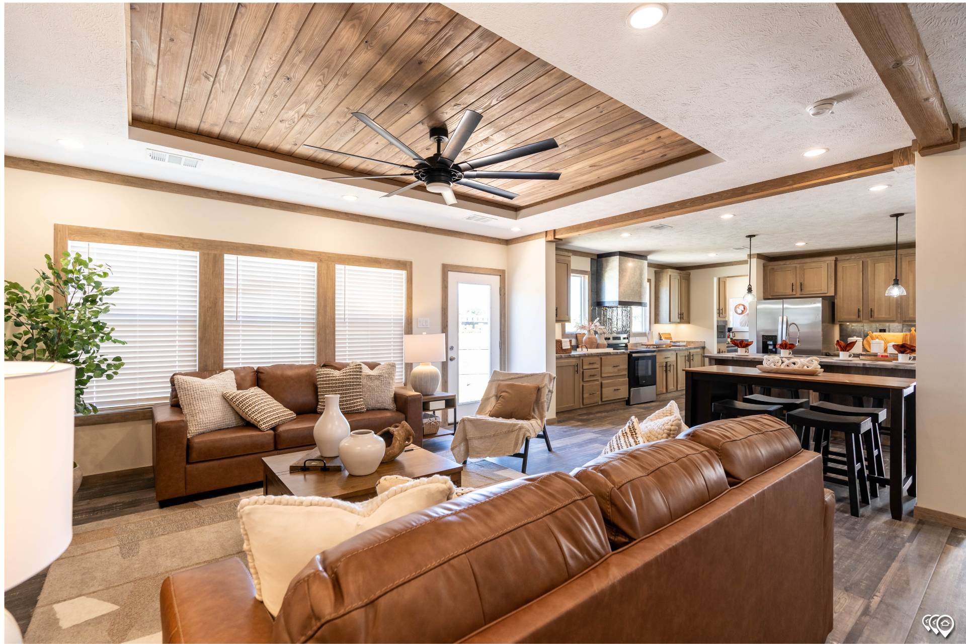 Creekside Series The Lake Wood CS-3254 from Yurezz Home Center of Russellville